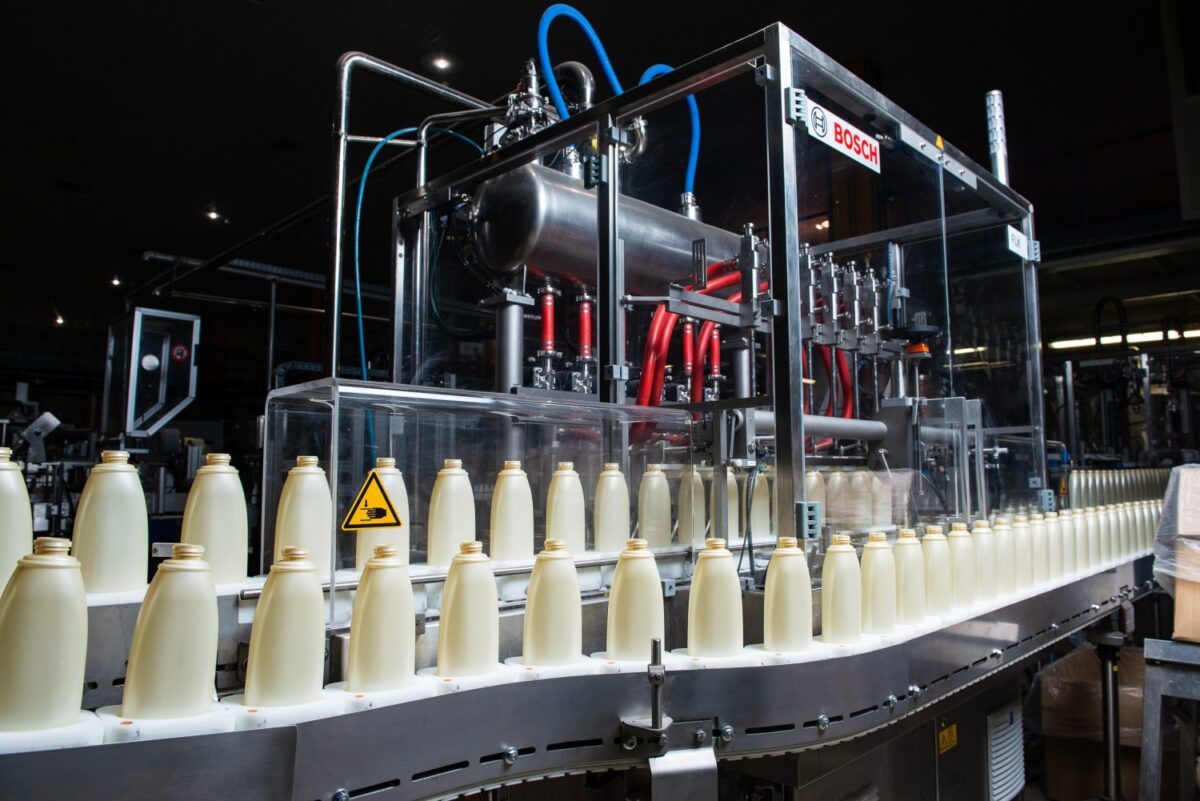 Discrete vs Process Manufacturing: Key Differences | Evocon